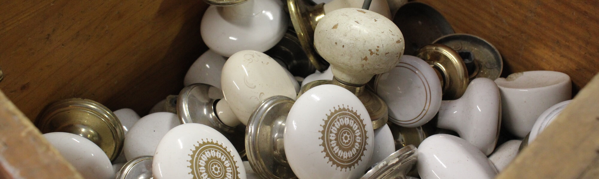 Industrial Salvage Auckland | Second Hand Building Supplies